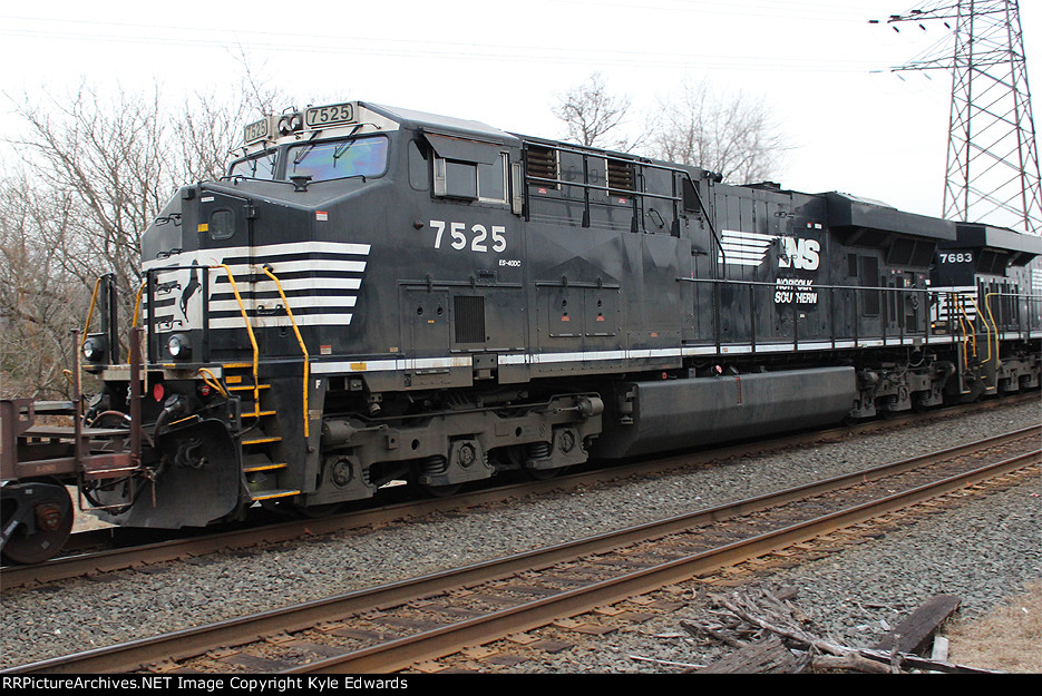 NS ES40DC #7525 on 21M